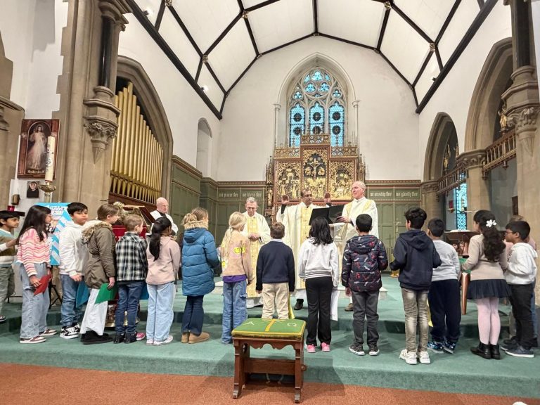 Holy Trinity Catholic Church Dorchester » Children& Youth